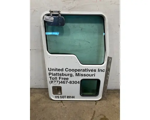 KENWORTH Door in Dorr, MI #606-13302