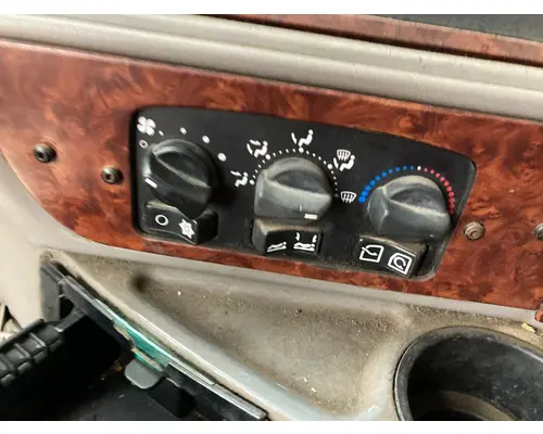 Kenworth T2000 Heater & AC Temperature Control in Spencer, IA #25574717