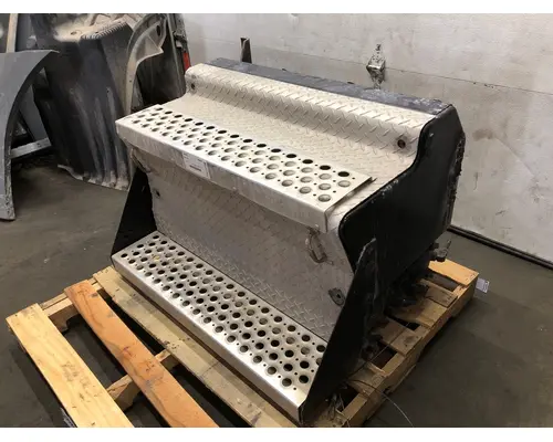 Kenworth T440 Battery Box in Council Bluffs, IA $500.00 #25403147