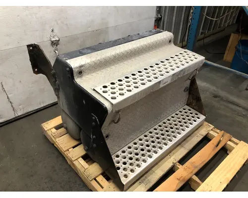 Kenworth T440 Battery Box in Council Bluffs, IA $500.00 #25403147
