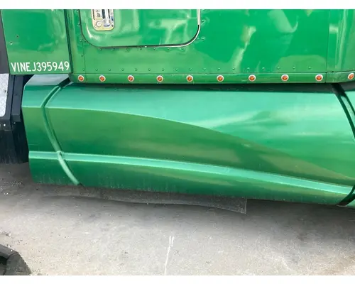Kenworth T680 Chassis Fairing in Kansas City, MO #25436122