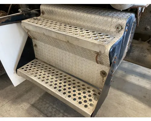 Kenworth T800 Battery Box in London, OH $325.00 #25552016