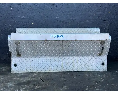 Kenworth T800 Battery Box in Elkton, MD #P-39443