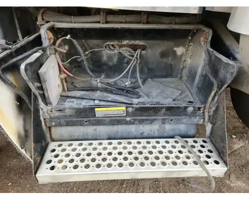 Kenworth T800 Battery Box in Elkton, MD #P-65445