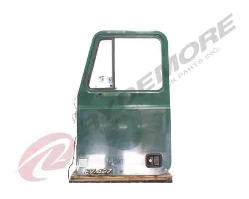 MACK CH613 Door Assembly in FITCHBURG, MA #91197