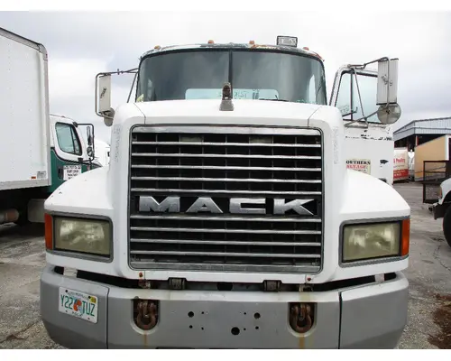 MACK CH613 HOOD in Tampa, FL #2137168