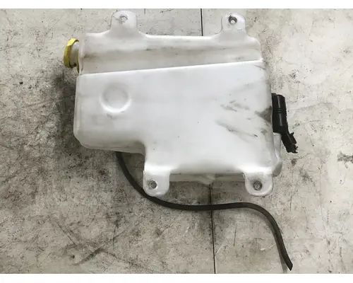 MACK CH613 WINDSHIELD WASHER RESERVOIR OEM# 34QT48M3 in Easton, MD # ...