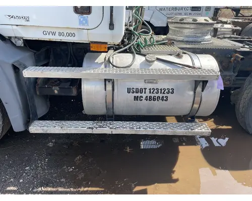 MACK CX613 VISION Fuel Tank OEM# 2MB4977AM3 in Enfield, CT $750.00 #15127