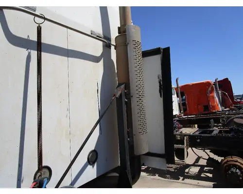 MACK CX613 VISION Muffler in CRANDALL, TX #61508