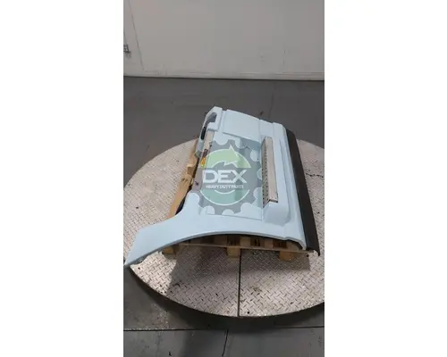 MACK CXU613 8916 chassis fairings OEM# 82734660 in Advance, NC $1,122. ...