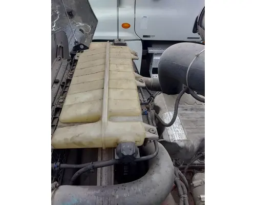 MACK CXU613 RADIATOR OVERFLOW TANK in Stockton, CA $34.34 #2262855
