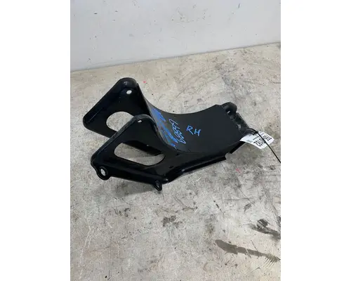 MACK CXU Hood Bracket OEM# 84204751 in Dorr, MI $135.00 #766-10182