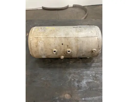 MACK LE Air Tank OEM# 20946716 in DES MOINES, IA $160.00 #14169