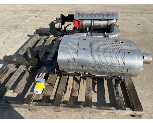 MACK MP7 DPF (Diesel Particulate Filter) OEM# 22058305 in Dorr, MI ...