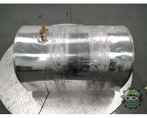 MACK 2341 fuel tank OEM# 21172496 in Advance, NC #564582