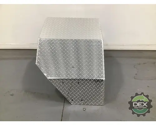 MACK 8254 wheel arch liner, plastic OEM# 78572396 in Advance, NC $577. ...