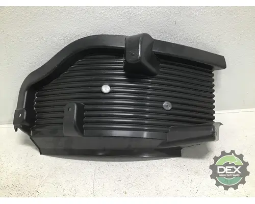 MACK 8254 wheel arch liner, plastic OEM# 82760290 in Advance, NC #492914