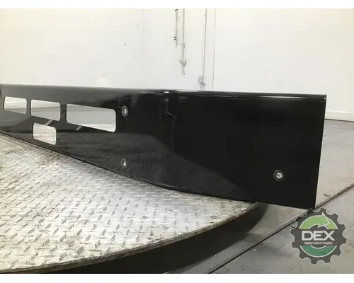 MACK 8611 bumper, front OEM# 25168036 in Advance, NC #565337