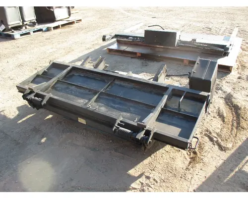 MAXON TE-25 SERIES LIFT GATE ASSEMBLY in Stockton, CA $1,750.00 #1773744