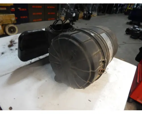 MITSUBISHI FUSO FM Air Cleaner/Parts OEM# P82-8510 in Holland, MI #21171