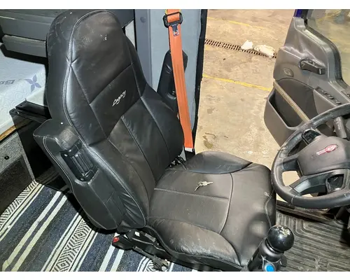 Mack CHU Seat (Air Ride Seat) in Sioux Falls, SD #25583052