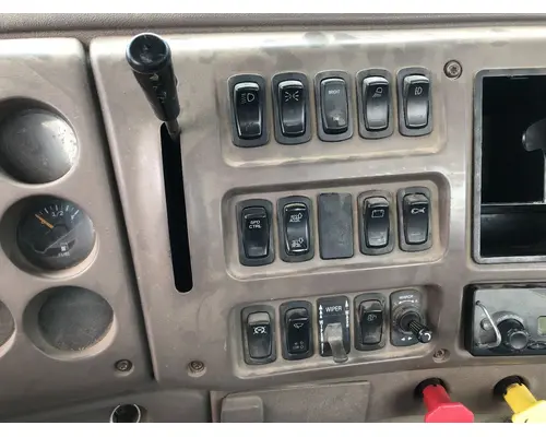 Mack CH Dash Panel in Spencer, IA #25406548