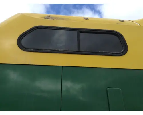 Mack CXN Sleeper Window in Sioux Falls, SD #24321204