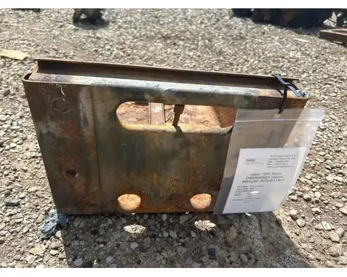 Mack DMM6906EX Battery Box in Lakefield, #MAC90-3070-BATBX