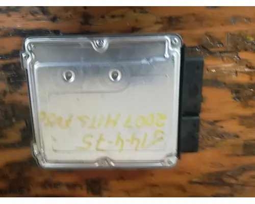 Mitsubishi FE84D ECM OEM# ME225157 in Enfield, CT #12678