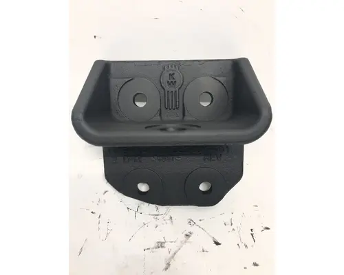 PACCAR PX8 Engine Mounts OEM# D62-1010-001 in Dorr, MI $78.75 #548-11762