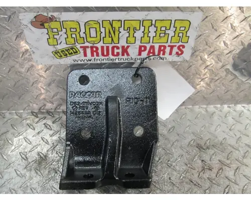 PACCAR Engine Mount OEM# D62-1111M02R in Dorr, MI #548-11097