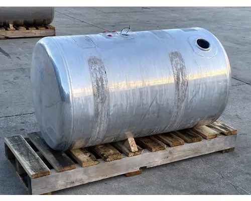 PACCAR Fuel Tank OEM# 1104817033T088UP in Dorr, MI $600.00 #609-17997
