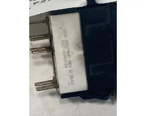 PACCAR Misc Electrical Switch OEM# P27104016 in Dorr, MI #786-10152