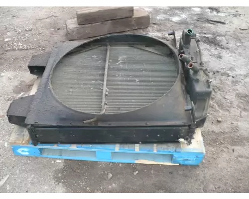 PETERBILT 362 RADIATOR ASSEMBLY in Toledo, OH #467708