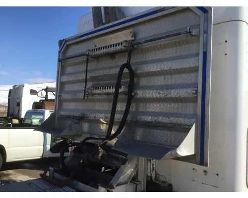 PETERBILT 378 HEADACHE RACK in Toledo, OH #2057326