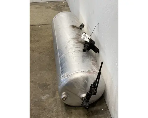 PETERBILT 379 Air Tank OEM# 0802360 in Dorr, MI $189.00 #645-10887