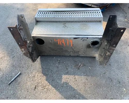 PETERBILT 379 Battery Box in Abbotsford, BRITISH COLUMBIA #41979