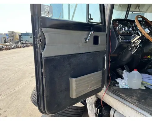 PETERBILT 379 Door Assembly, Front in CRANDALL, TX #89916
