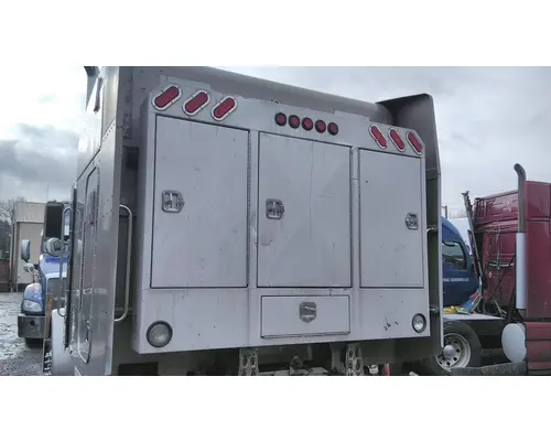 PETERBILT 379 HEADACHE RACK in Portland, OR $1,200.00 #2340955