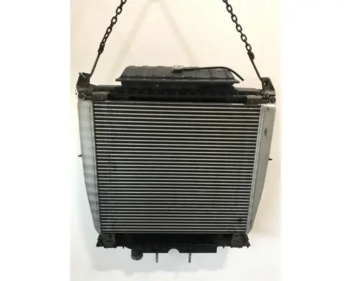 PETERBILT 379 Radiator OEM# 770006 in Dorr, MI $1,200.00 #800-31514