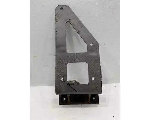 PETERBILT 386 Fender Bracket in Dorr, MI #823-10218