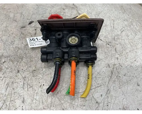 PETERBILT 387 Brake Air Valve OEM# 5004872 in Dorr, MI #361-10590