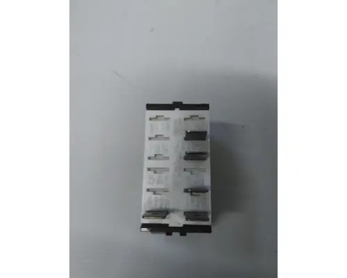 PETERBILT 387 SWITCH, ENGINE FAN OEM# 16-07417-7C3GVV2F-31 in Wykoff ...
