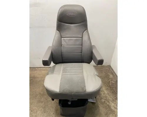 PETERBILT 387 Seat in Dorr, MI $361.00 #616-12057