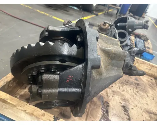 PETERBILT 389 Differential Assembly (Rear, Rear) in Abbotsford, BRITISH ...
