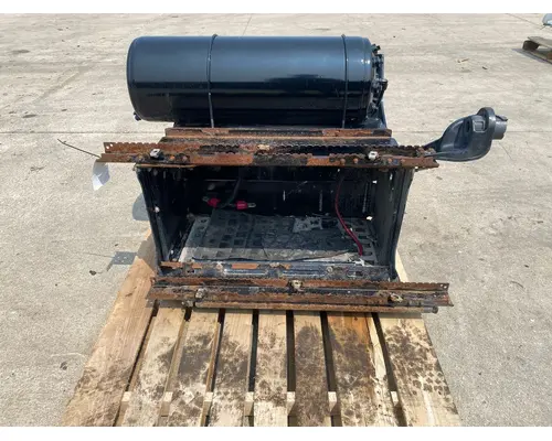PETERBILT 579 Battery Box in Dorr, MI #600-11872