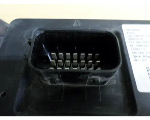 PETERBILT 579 CHASSIS CONTROL MODULE OEM# Q21-1077-3-103 in Wykoff, MN ...