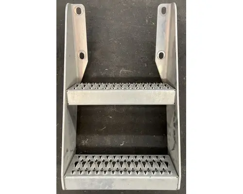 PETERBILT 579 Step,Frame in Spokane Valley, WA $150.00 #9655