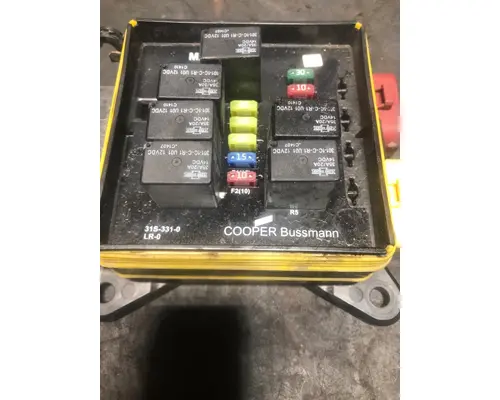 PETERBILT 587 POWER DISTRIBUTION MODULE in DEFUNIAK SPRINGS, FL #18962