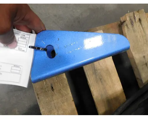 PETERBILT 587 Shock Mount OEM# 29-05706 in Holland, MI #69323